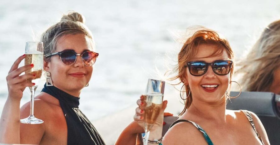 Byron Bay: Scenic Sunset River Cruise - The Practical Details