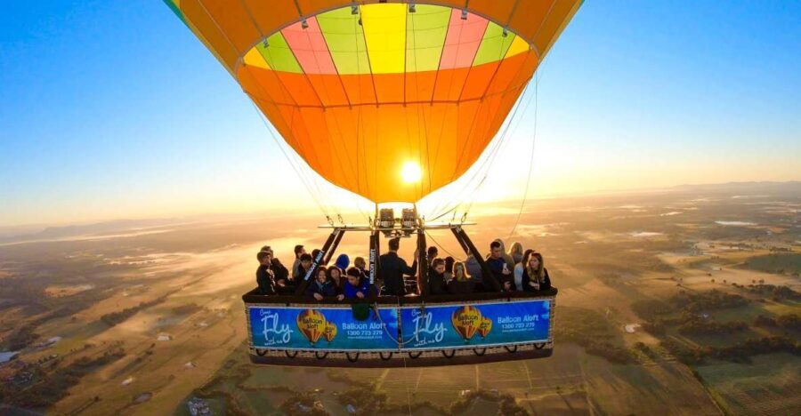 Byron Bay: Sunrise Hot Air Balloon Flight with Breakfast - What Makes This Tour Stand Out?