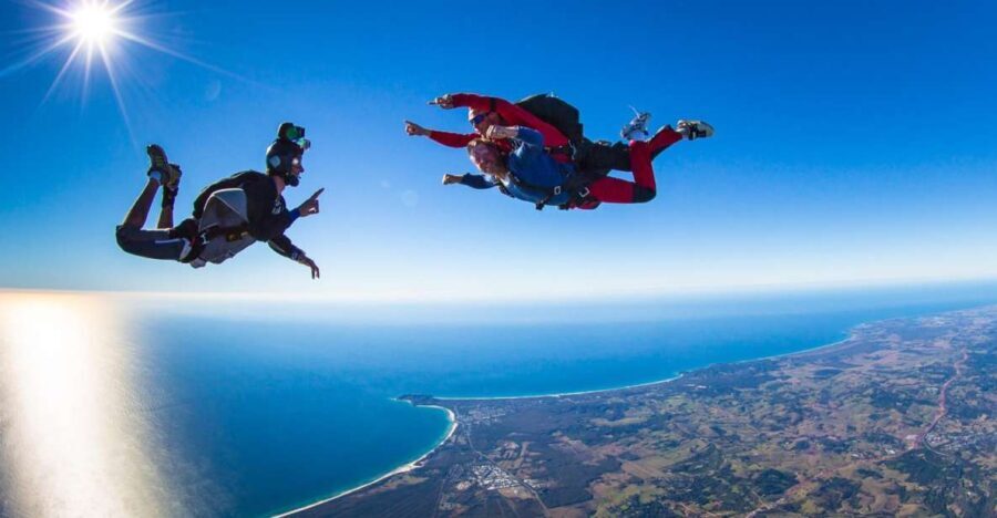 Byron Bay: Tandem Skydive Experience - Who Should Consider This Tour?