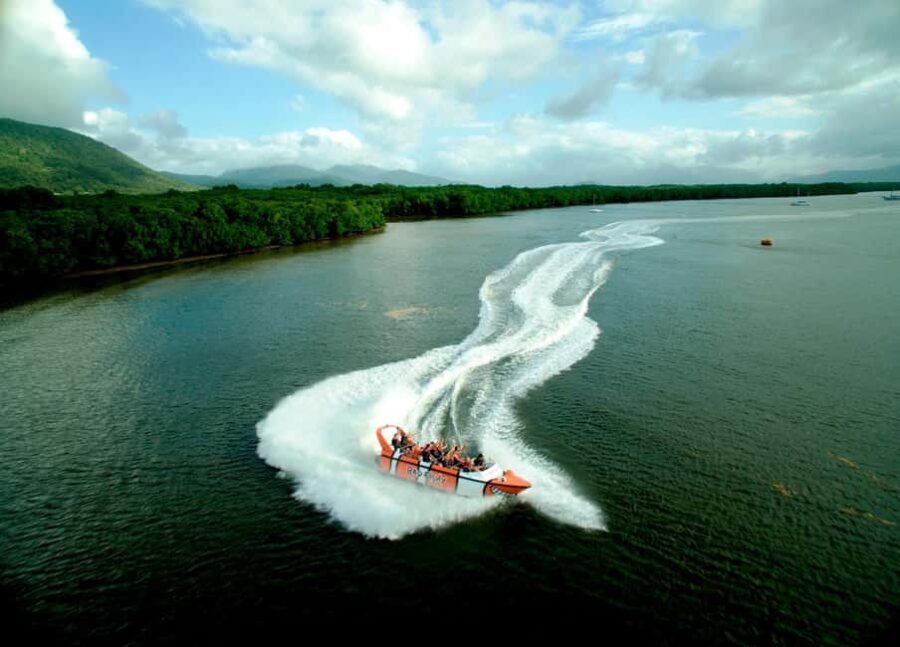Cairns: Hot Air Balloon Flight & Jet Boat Ride Combo - The Thrill of Trinity Inlet’s Jet Boat Ride