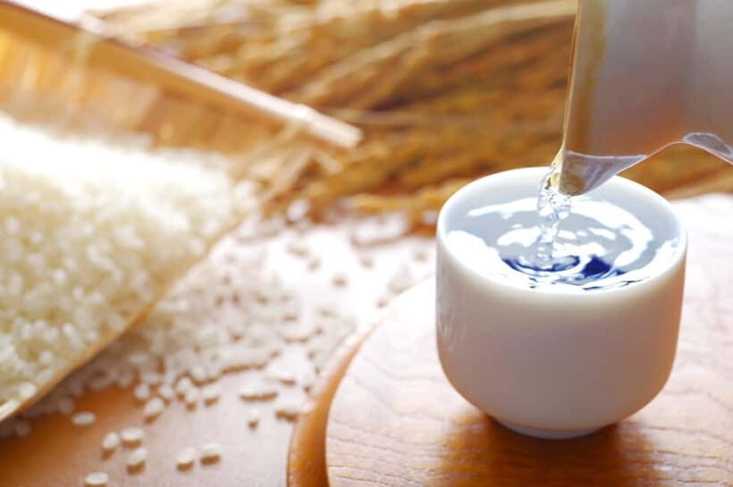 Casual Japanese sake tasting and snack experience, Kabukicho - Why We Think It Works Well