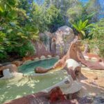 Cathedral Cove with the Lost Spring Hidden Spa - Enjoying a Relaxed Lunch in Whitianga