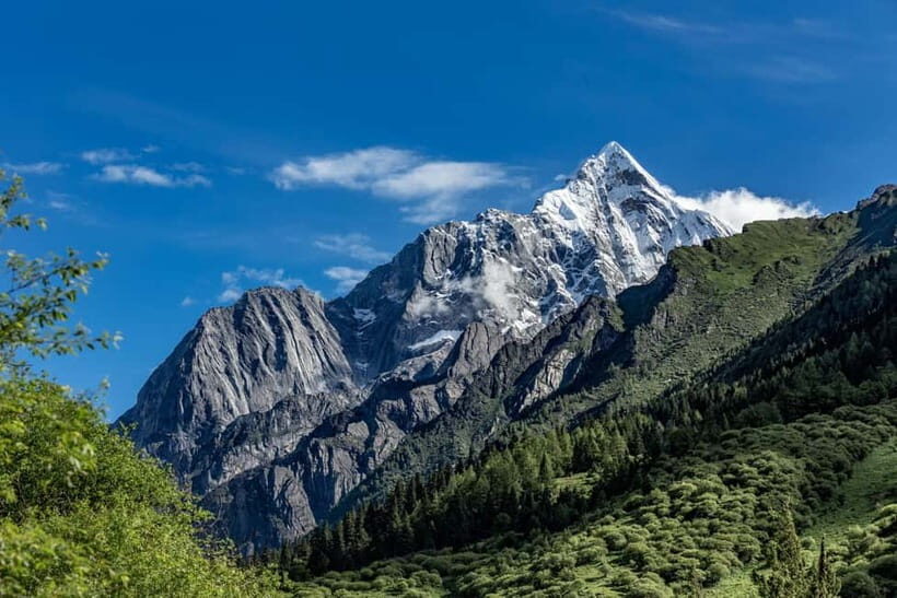 Chengdu: Jiuzhaigou+Huanglong 2-Day private Tource - The Practicalities and Value