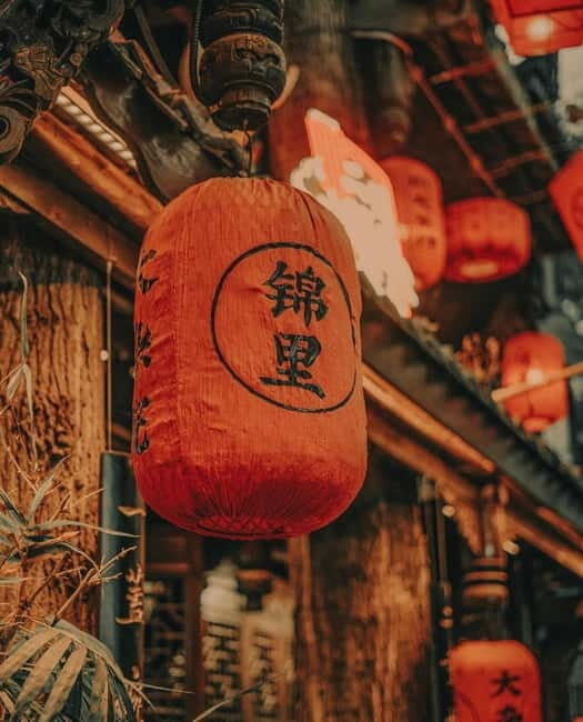 Chengdu: Local Alley, Museum, Handcraft & Night Market Tour - Practical Details and Value