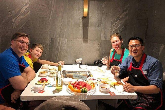 Chengdu Panda Tour and Taste Spicy Hotpot - What Makes This Tour Special?