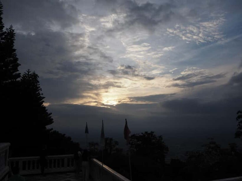 Chingmai Sunrise Hike & Cultural Traditions - What the Reviews Say About the Tour