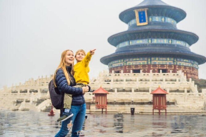 ChongQing City night scenery cruise and hot pot - Indulging in Chongqing’s Famous Hot Pot