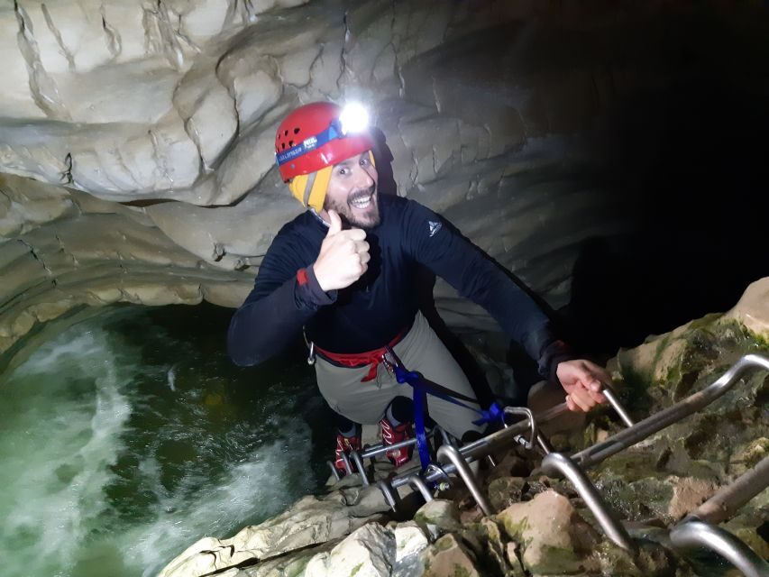 Christchurch: Cave Stream & Castle Hill Tour - What Travelers Say