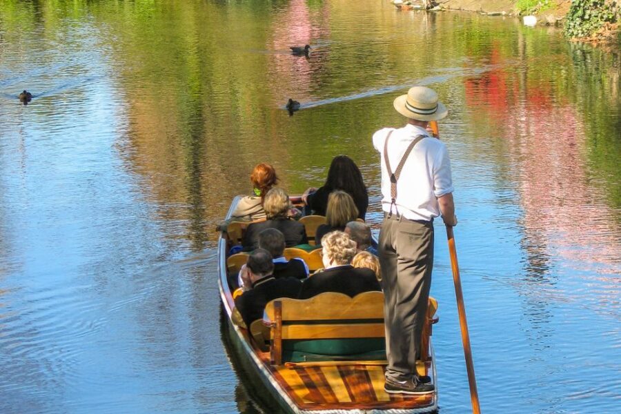 Christchurch: Gondola Ticket and Punt Ride on the Avon River - Authentic Traveler Feedback