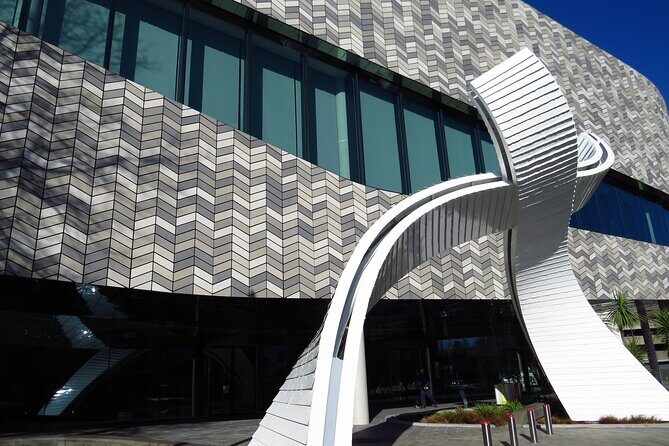 City Highlights by Tesla - 3hrs - A Close Look at the 3-Hour Christchurch Experience