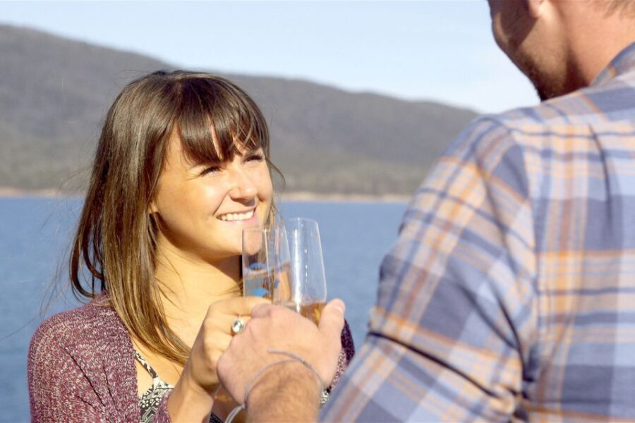 Coles Bay: Wineglass Bay Adults-Only Cruise with Lunch - How the Itinerary Unfolds