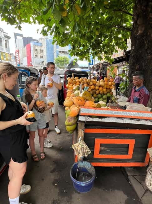 Colombo: Street Food Tour with Sightseeing by Tuk-Tuk - Why This Tour Offers Good Value