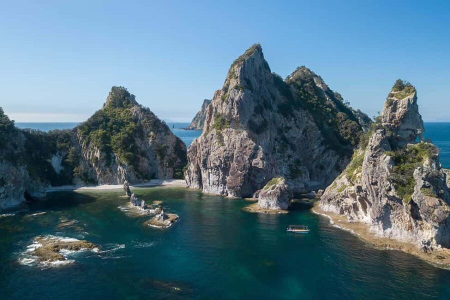 Coromandel: Aldermen Islands Marine Reserve Wildlife Cruise - Scenic Stops and Island Exploration