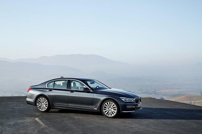 Corporate Car Hire Melbourne Airport To CBD - Vehicle Fleet and Comfort