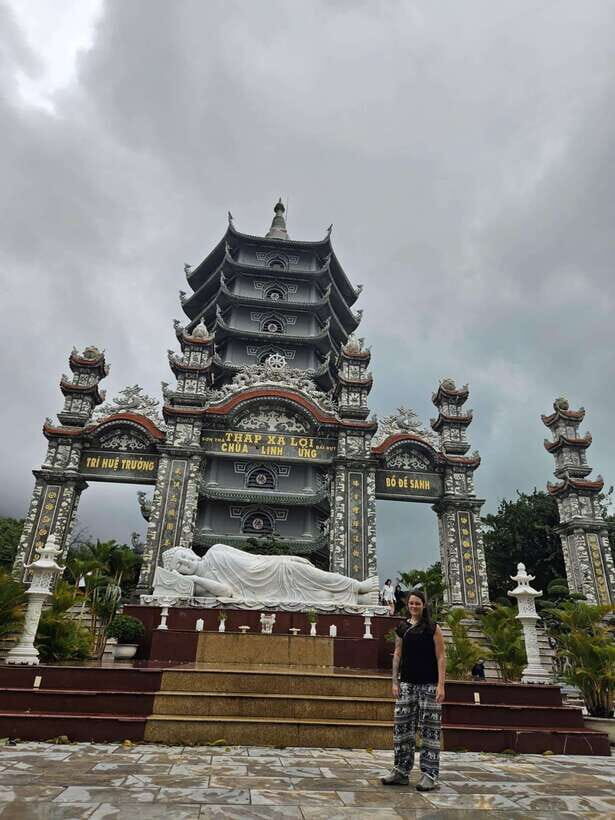 Da Nang City Sightseeing Private Tour With Hai Van Pass - The Spiritual Calm of Linh ng Pagoda