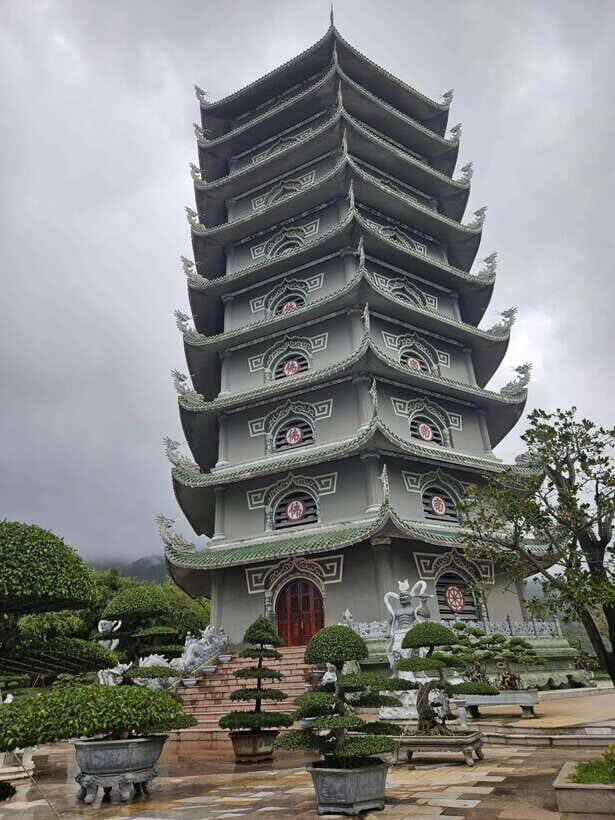 Da Nang City Sightseeing Tour With Paragliding Adventure - The Practical Side: What’s Included and What to Bring