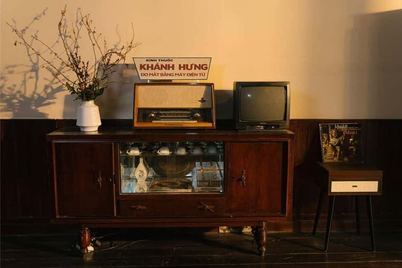 Da Nang: Custom-Made Prescription Glasses in Colonial Optic - What to Expect at the Optical Shop