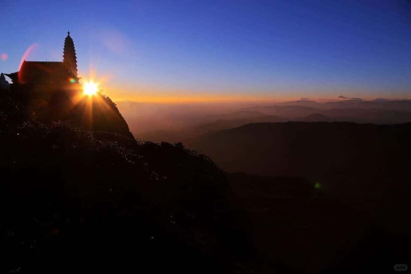 Dali: Jizu Mountain Private Tour - The Mid-Mountain Rest Stop and Local Flavors