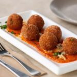 Darwin: 4-Course Dining Experience with Sparkling Wine - The Dining Atmosphere and Location