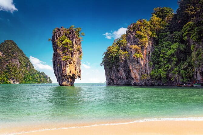 Day Trip to James Bond Island by Speedboat from Phuket - Lunch at Ko Panyi: The Floating Village