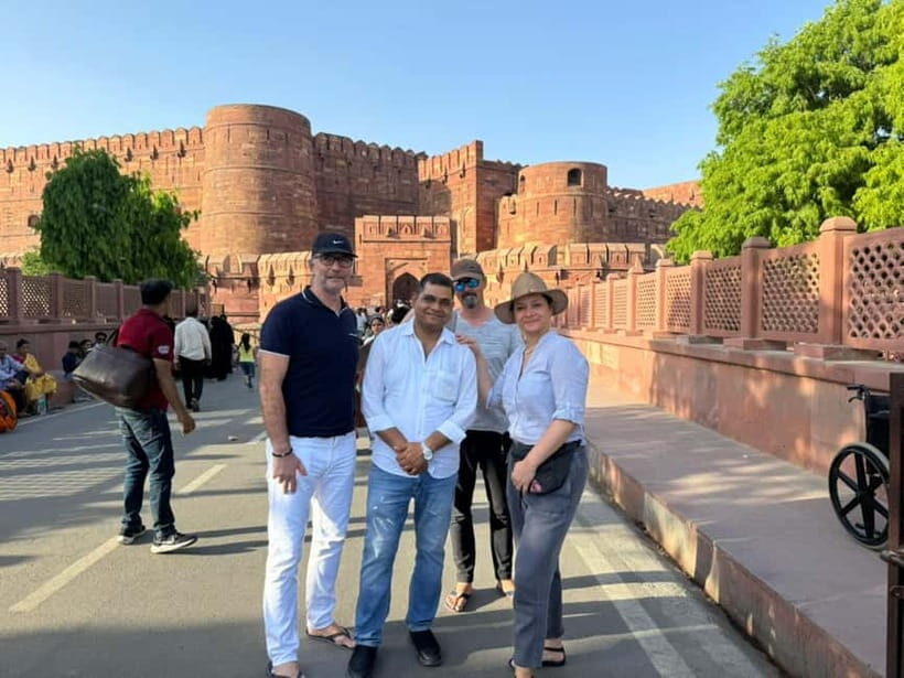 Delhi: All Inclusive Taj Mahal &Agra Tour By Superfast Train - Exploring Agra Fort