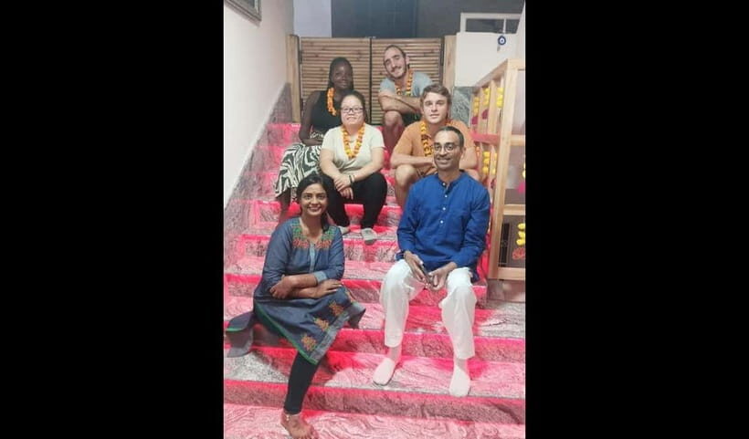 Delhi Cook, Talk, Dine & more with local Family - Who Will Love This Tour?