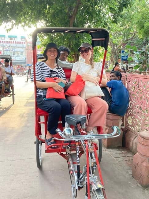Delhi: Customized Shopping Tour with Female Consultant - What You Can Expect from Each Stop
