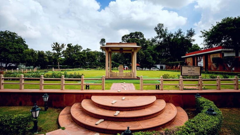 Delhi: Gandhi Museum & Raj Ghat Private Guided Tour - Exploring the Itinerary and What Youll Experience