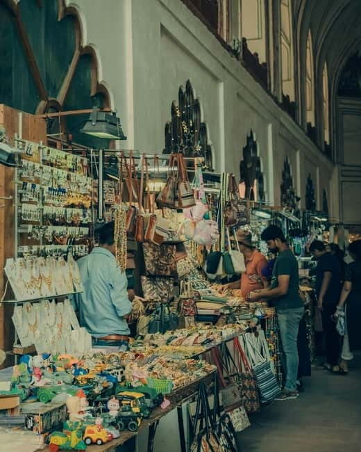 Delhi: Guided Shopping Tour Experience with Female Expert - How the Tour Is Structured