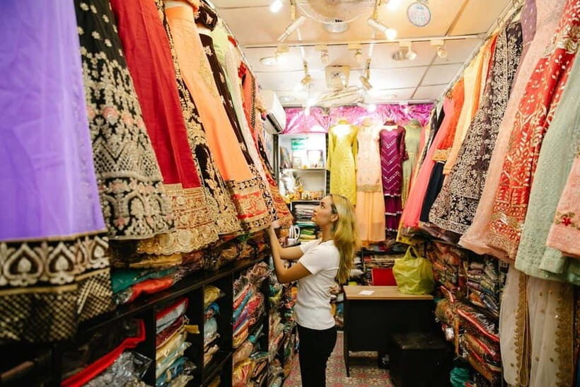 Delhi: Half-Day Shopping Tour Guide and Hotel Transfers - Practical Details and What to Expect