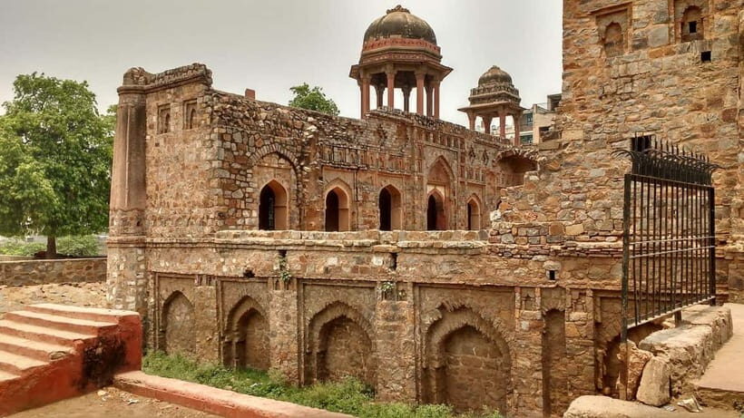Delhi: Mehrauli Archaeological Park Tour with Hotel Pickup - Why This Tour Is a Great Choice