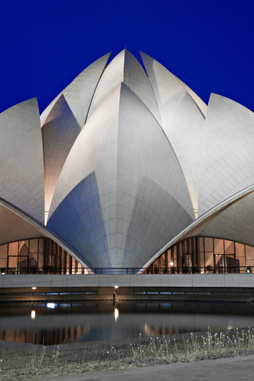 Delhi: Night View Tour with India Gate, Rashtrapati Bhavan - The Experience: Whats It Like?