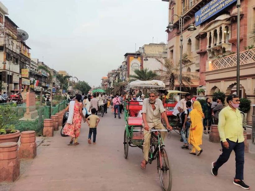 Delhi: Old & New Delhi Private Guided Tour with Car - Who Will Love This Tour?