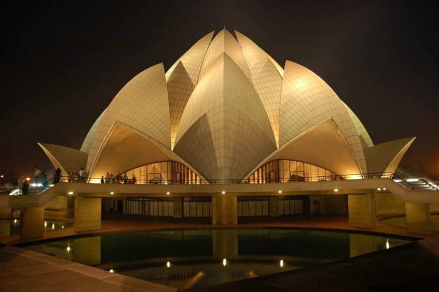 Delhi: Private Old and New Delhi Full or Half-Day Tour - The Itinerary: Old Delhi or New Delhi, Or Both?