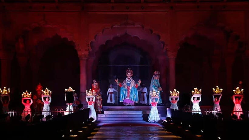 Delhi: Red Fort 2 Hour Light & Sound Show with Private Guide - The Experience: A Closer Look