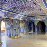 Delhi: Sameday Jaipur city Tour by car - Amber Fort: A Majestic Welcome