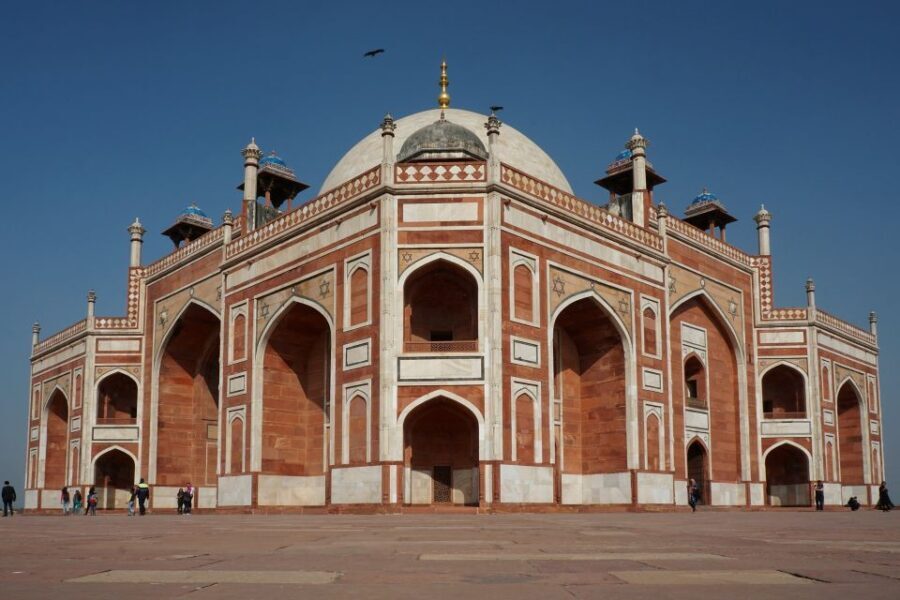 Delhi:Old & New Delhi Private Guided Day Trip with Transfers - A Closer Look at the Tour Experience