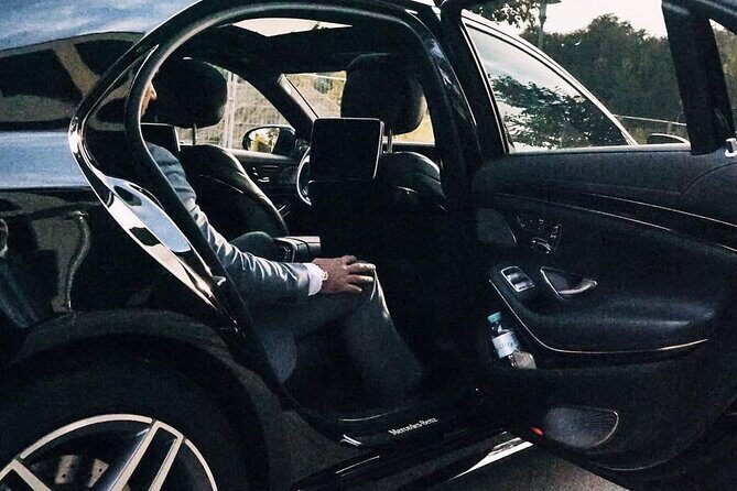 Departure Transfer: Perth to Perth Airport PER by Business Car - The Sum Up