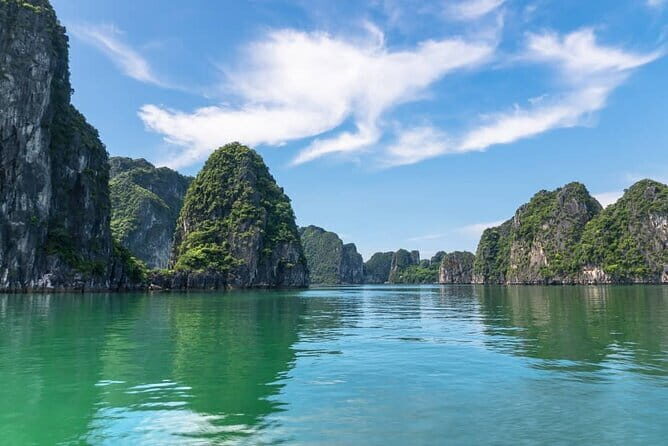 Discover a Secret Day Cruise Bai Tu Long Bay Off the Beaten Path - What Sets This Tour Apart