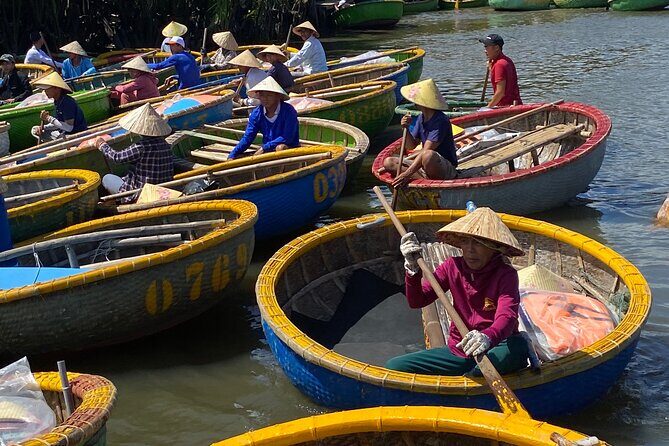 Discovery Basket Boat With Lunch - Basket Boat Race and Peaceful Waterways
