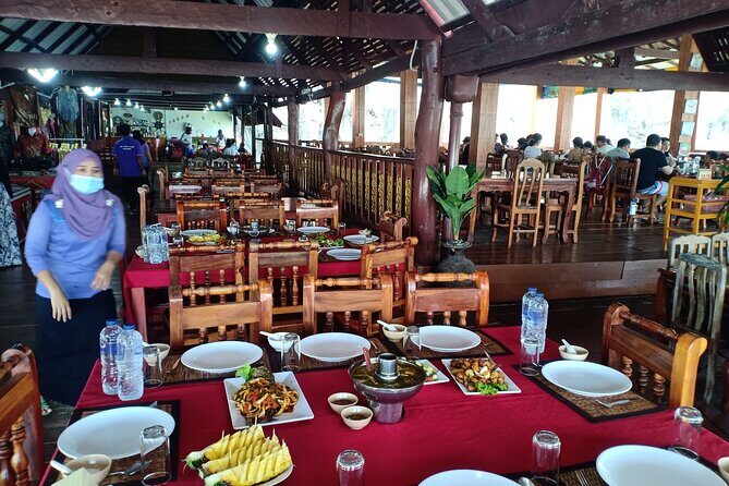 Discovery Phuket & Fantasea Show with Dinner - Practical Details