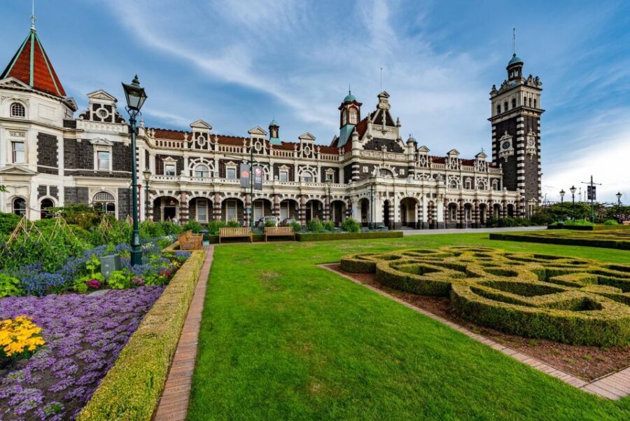 Dunedin Family Private Walking Tour: Heritage & Nature - What Travelers Say