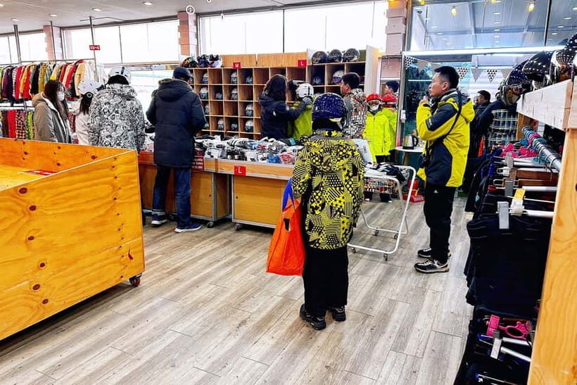 Elysian Ski Day Tour (Ski & Snow Board Full Package) - Practical Tips for Travelers