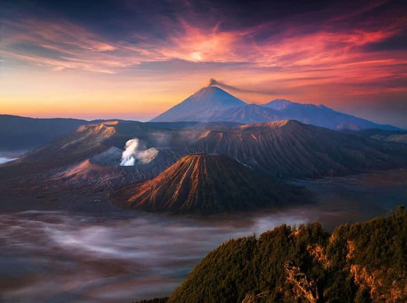 Epic Bromo: Sunrise Viewpoint & Volcanic Sand Sea Jeep Ride - A Closer Look at the Mount Bromo Experience