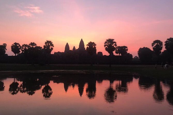 Exclusive Private Sunrise Tour of Angkor Wat with Champagne Breakfast - What’s Included and What to Consider