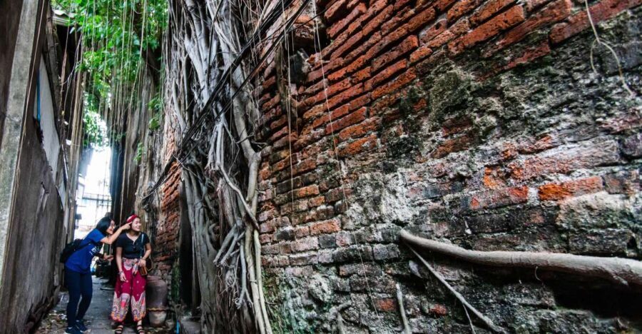 Explore The Back Alleys And Hidden Gems In Chinatown Bangkok - Analyzing the Value