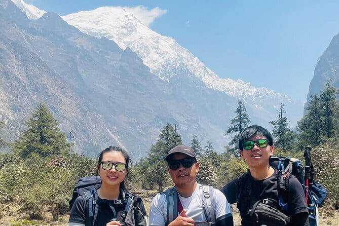 Explore The Beauty Of Langtang Valley In 8-Days Trek - Day 3: Lama Hotel to Langtang Village