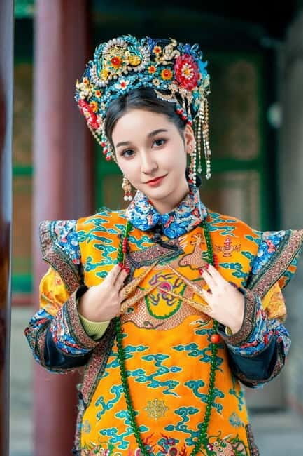 Explore the Forbidden City in Hanfu - The Practical Details