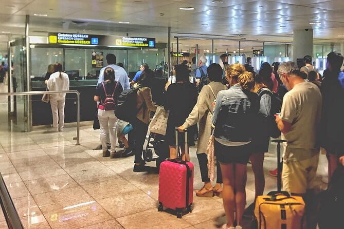 Fast Track VIP Service Noi Bai Airport (Hanoi - Vietnam) - Who Will Benefit Most?
