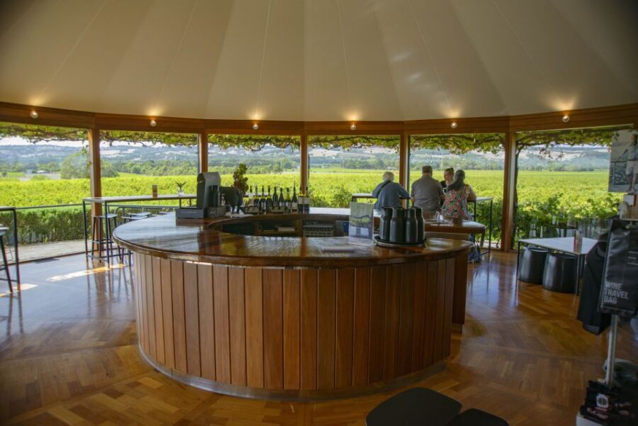 Fleurieu Peninsular: McLaren Vale Winery Experience - An In-Depth Look at the McLaren Vale Winery Experience